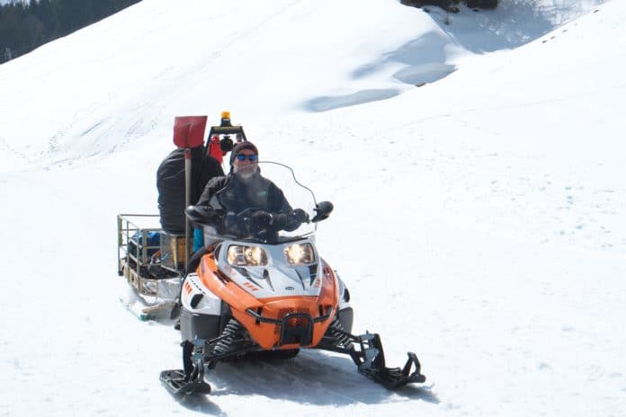 A Beginner's Guide to Snowmobiling